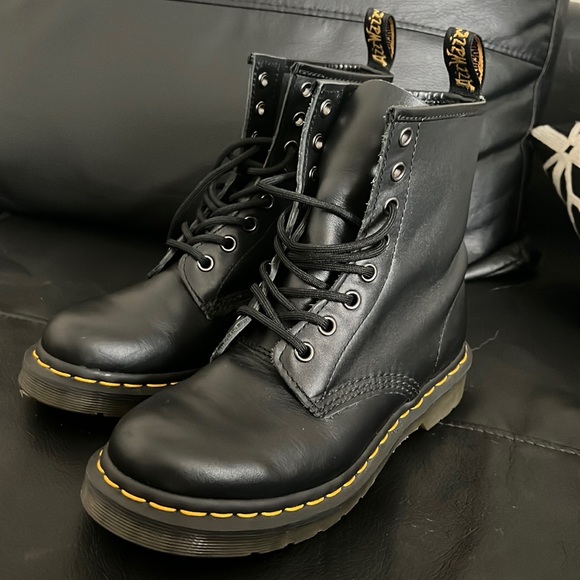 Air Wait | Shoes | Doc Martin Black Air Wait Boots With Soles Bouncing ...